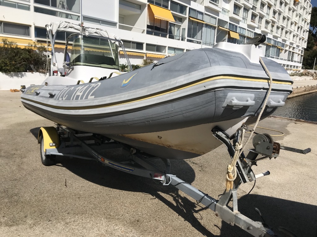 Avis de vol d’un sem-rigide SACS 475 + MERCURY 50 CV à Bandol (83) - Les Forums