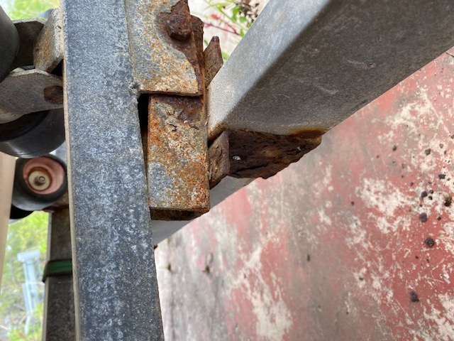 Omega pour remorque LR - Les Forums